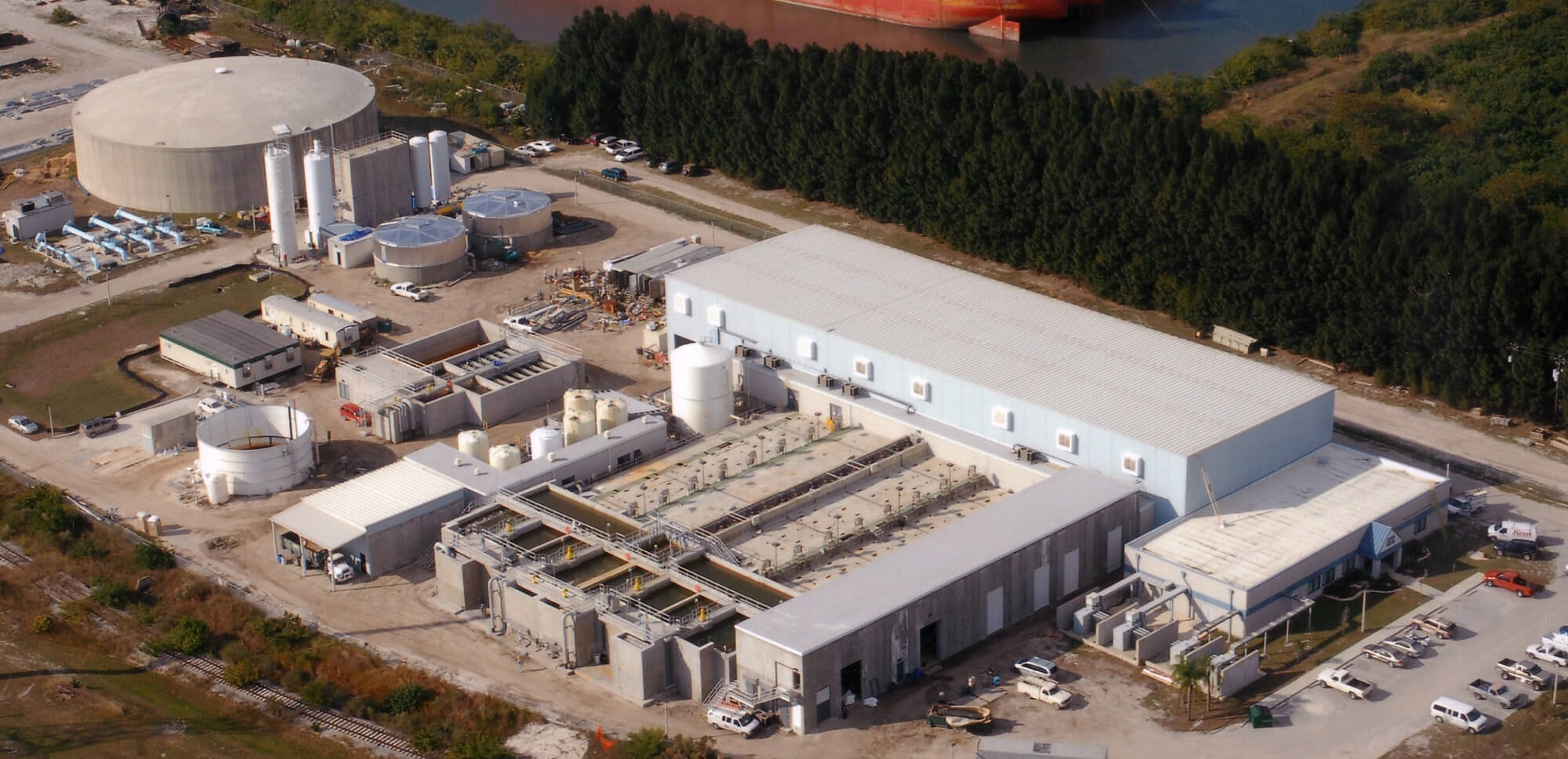 Acciona ACCIONA, Carlos Sainz And QEV Technologies Team Up To Compete