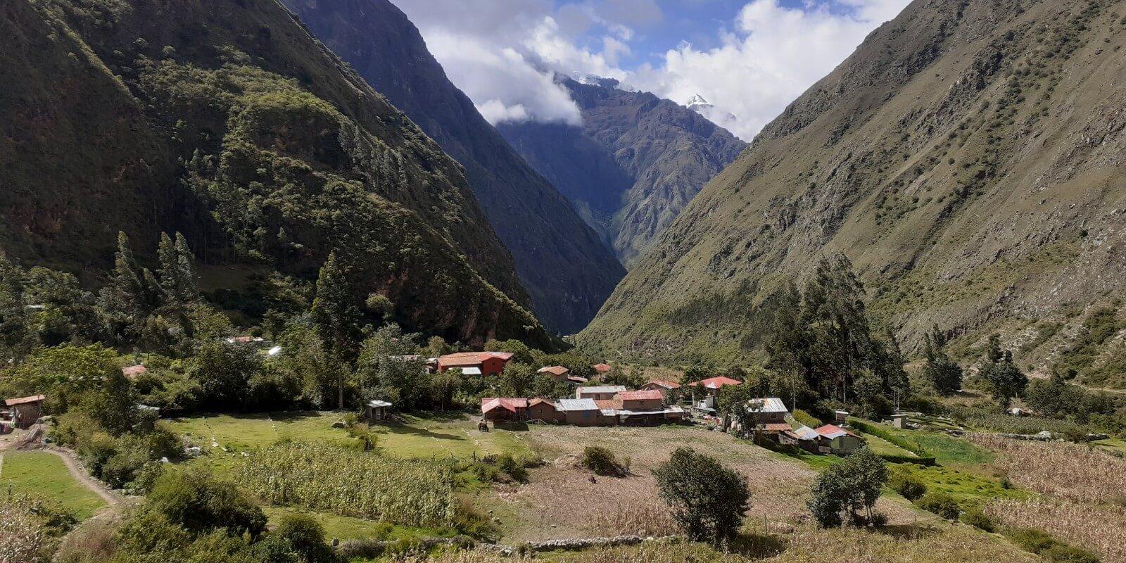 acciona.org takes ‘Lights at Home’ program to Cusco region in Peru